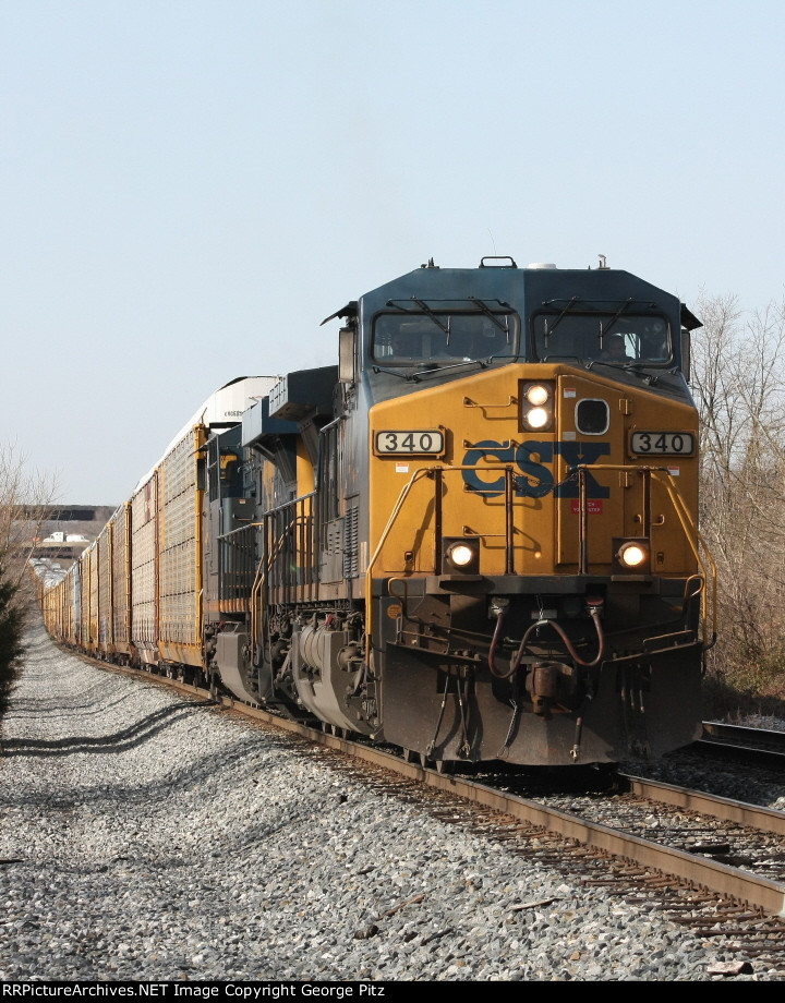 CSX 340 and train Q216